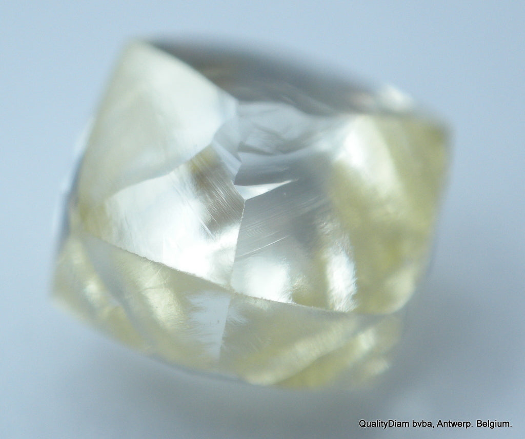 BEAUTIFUL DIAMOND MACKLE OUT FROM A DIAMOND MINE. 0.86 CARAT DIAMOND ...